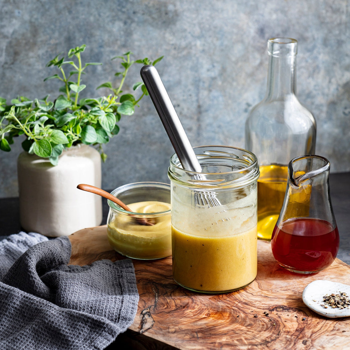 ENZO Aceto | ENZO'S TABLE